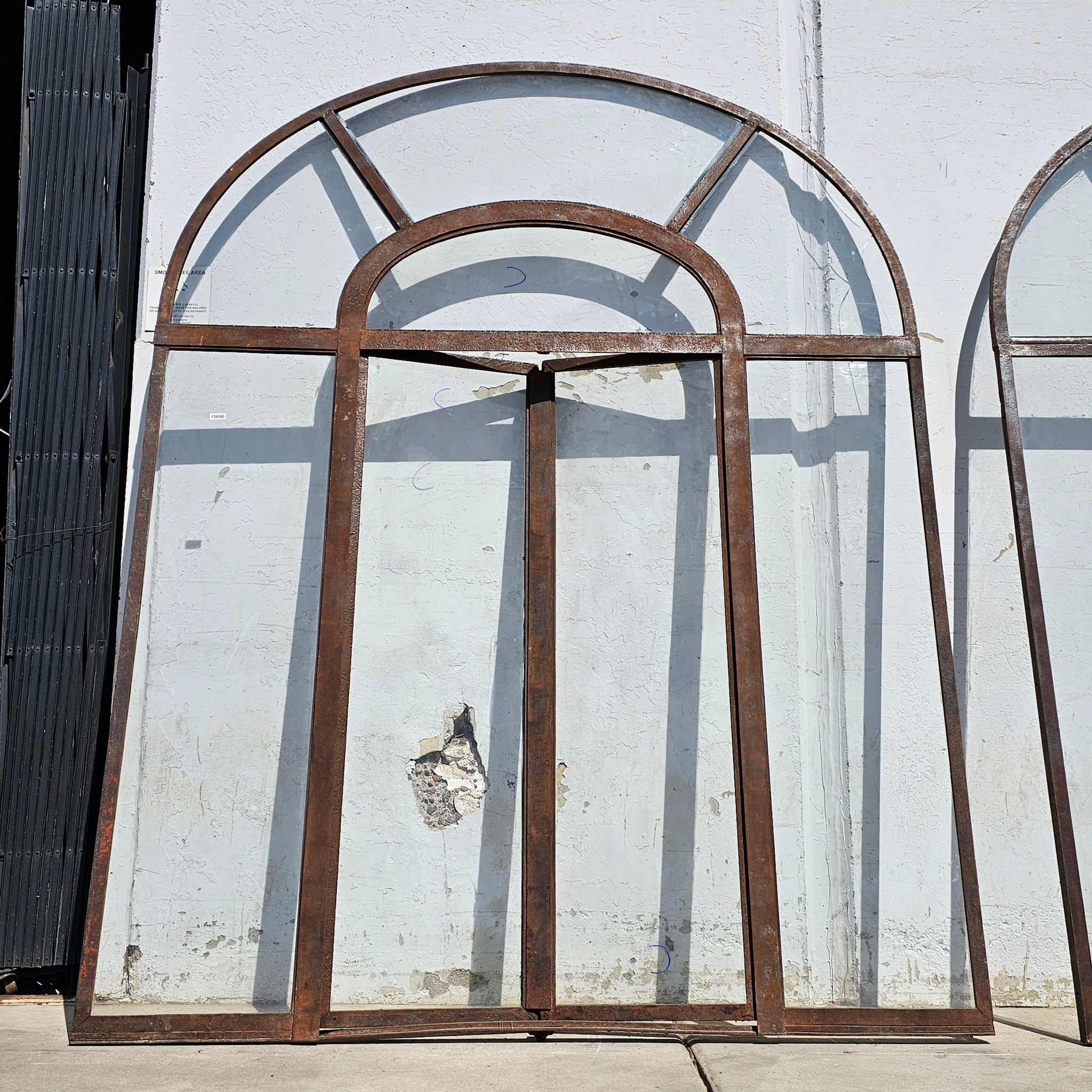 Iron Arched Window w/8 Panes - – Antiquities Warehouse