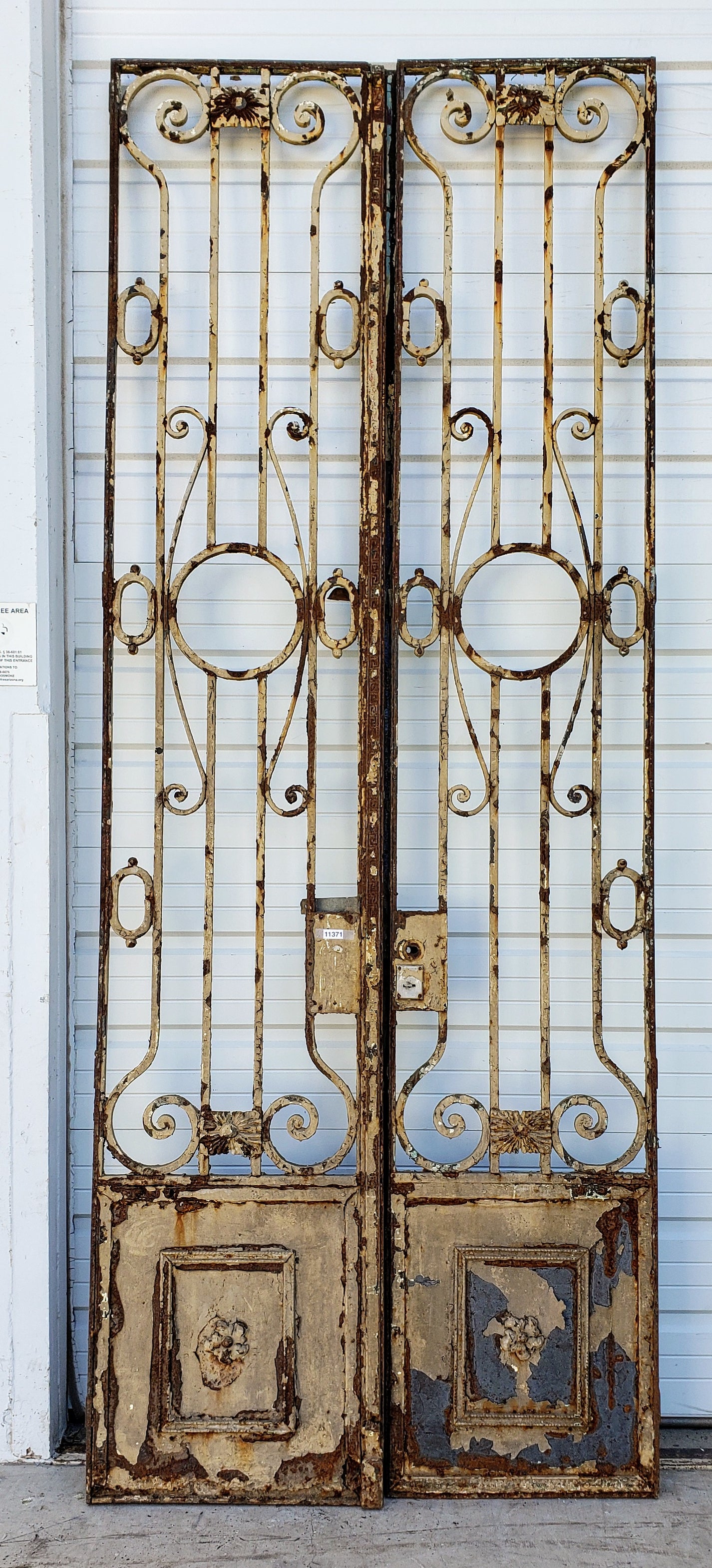 French Chateau Entry Gates – Antiquities Warehouse