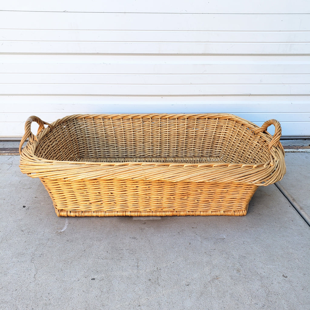 Oval Wicker Basket – Antiquities Warehouse