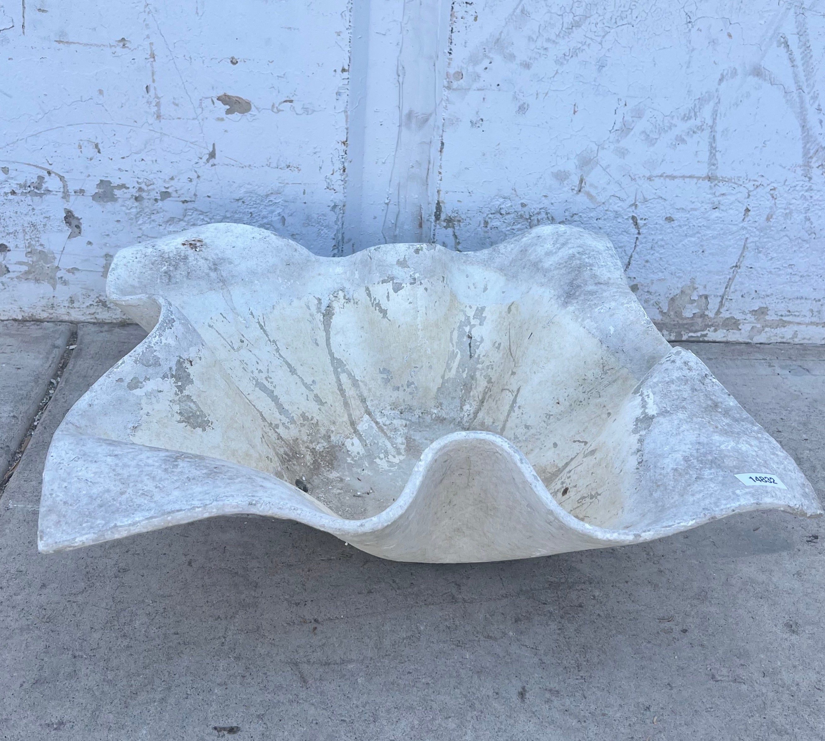 Small Willy Guhl Handkerchief Planter – Antiquities Warehouse